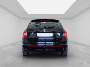 Black Skoda Octavia 2013 in Kaunas, with an engine capacity of 2.00 L and mileage of 249 thousand km for 7990 €, photo 6 on AUTOMOTO.COM.LV