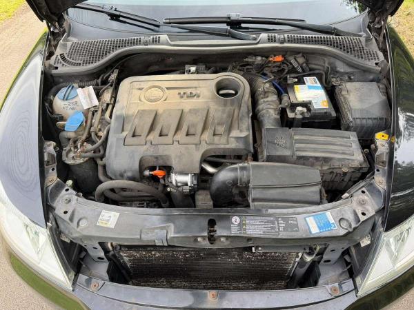 Melns Skoda Octavia 2013 Panevēža, ar dzinēja tilpumu 1.97 L un nobraukumu 306 tūkst. km par 3500 €, foto 11 vietnē AUTOMOTO.COM.LV
