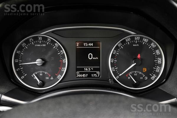 Черный Шкода Октавия 2013 в Огре, объемом двигателя 1.60 л и пробегом 266 тыс. км за 5700 €, фото 11 на AUTOMOTO.COM.LV