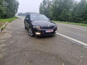 Melns Skoda Octavia 2013 Jurbarkas, ar dzinēja tilpumu 2.00 L un nobraukumu 301 tūkst. km par 5100 €, foto  vietnē AUTOMOTO.COM.LV