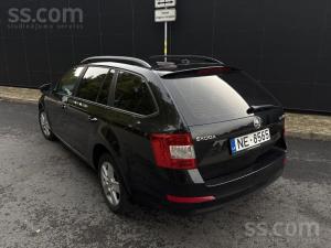 Melns Skoda Octavia 2013 Jelgava, ar dzinēja tilpumu 1.60 L un nobraukumu 0 tūkst. km par 4700 €, foto 5 vietnē AUTOMOTO.COM.LV