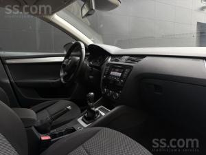 Melns Skoda Octavia 2013 Jelgava, ar dzinēja tilpumu 1.60 L un nobraukumu 0 tūkst. km par 4700 €, foto 7 vietnē AUTOMOTO.COM.LV