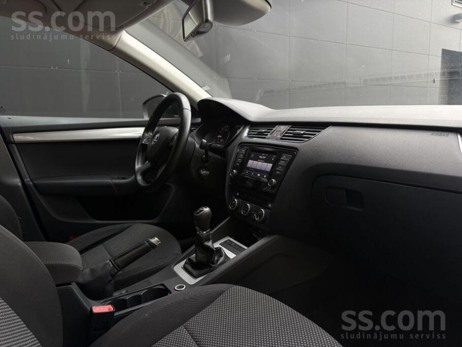 Melns Skoda Octavia 2013 Jelgava, ar dzinēja tilpumu 1.60 L un nobraukumu 0 tūkst. km par 4700 €, foto 7 vietnē AUTOMOTO.COM.LV