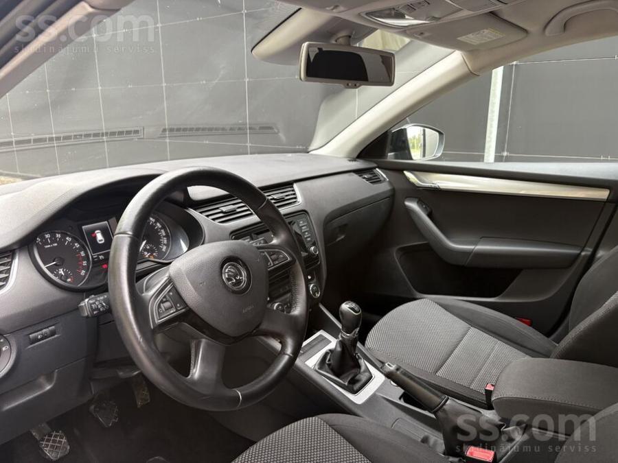 Melns Skoda Octavia 2013 Jelgava, ar dzinēja tilpumu 1.60 L un nobraukumu 0 tūkst. km par 4700 €, foto 9 vietnē AUTOMOTO.COM.LV