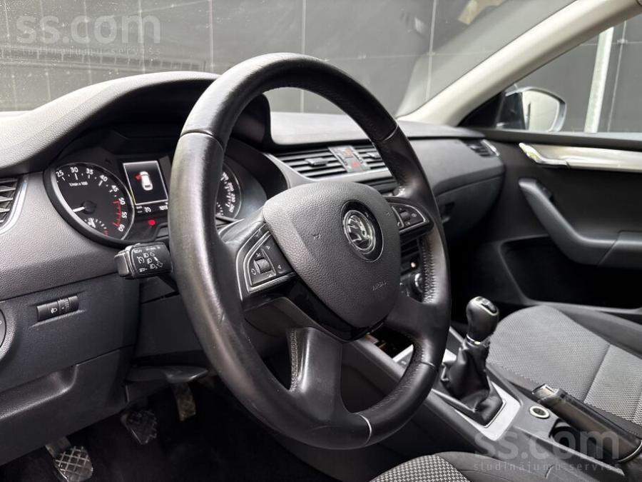 Melns Skoda Octavia 2013 Jelgava, ar dzinēja tilpumu 1.60 L un nobraukumu 0 tūkst. km par 4700 €, foto 12 vietnē AUTOMOTO.COM.LV
