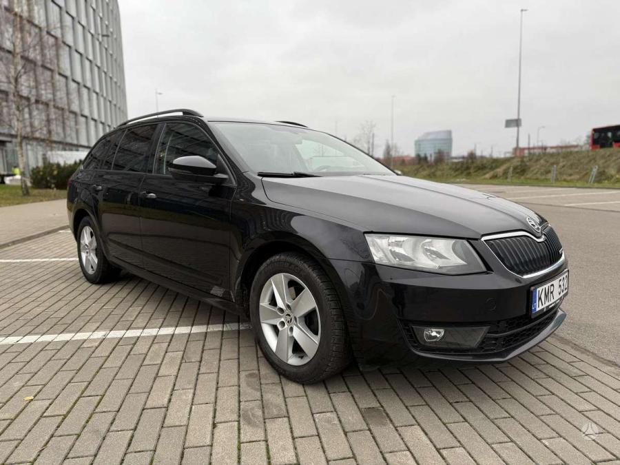 Melns Skoda Octavia 2014 Viļņa, ar dzinēja tilpumu 1.60 L un nobraukumu 299 tūkst. km par 3900 €, foto 7 vietnē AUTOMOTO.COM.LV