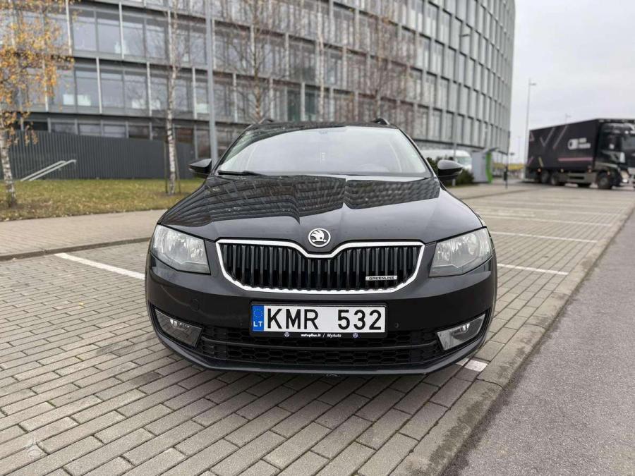 Melns Skoda Octavia 2014 Viļņa, ar dzinēja tilpumu 1.60 L un nobraukumu 299 tūkst. km par 3900 €, foto 8 vietnē AUTOMOTO.COM.LV