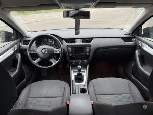 Melns Skoda Octavia 2014 Viļņa, ar dzinēja tilpumu 1.60 L un nobraukumu 299 tūkst. km par 3900 €, foto 16 vietnē AUTOMOTO.COM.LV