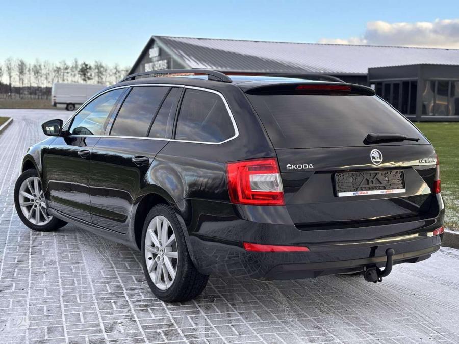 Black Skoda Octavia 2014 in Raseiniai, with an engine capacity of 1.97 L and mileage of 282 thousand km for 7300 €, photo 8 on AUTOMOTO.COM.LV