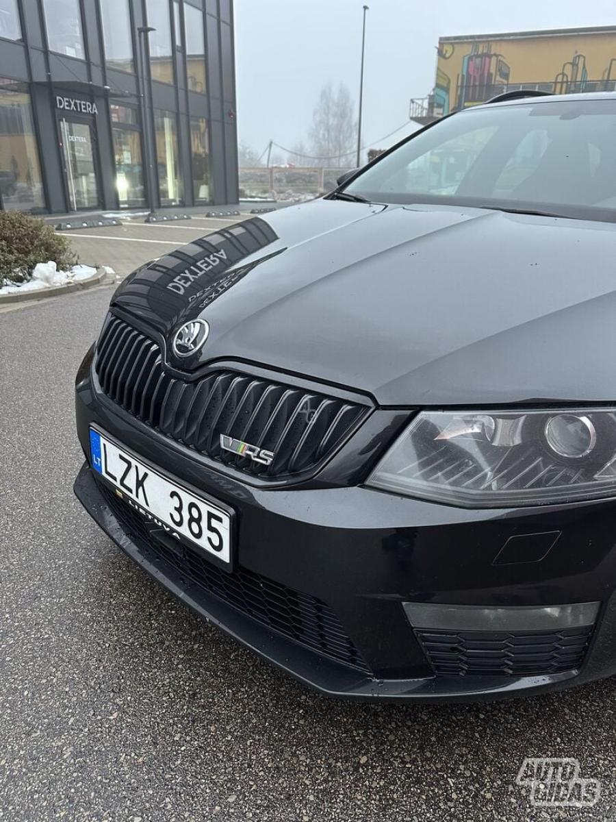 Black Skoda Octavia 2014 in Vilnius, with an engine capacity of 2.00 L and mileage of 309 thousand km for 5999 €, photo 4 on AUTOMOTO.COM.LV