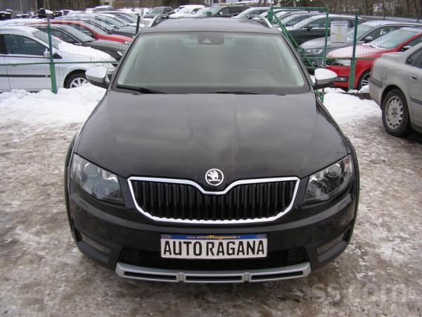 Melns Skoda Octavia 2014 Rīga, ar dzinēja tilpumu 2.00 L un nobraukumu 0 tūkst. km par 10990 €, foto 5 vietnē AUTOMOTO.COM.LV