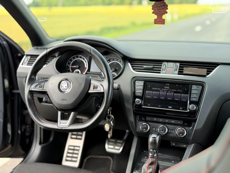 Black Skoda Octavia 2014 in Sakiai, with an engine capacity of 2.00 L and mileage of 344 thousand km for 5000 €, photo 5 on AUTOMOTO.COM.LV