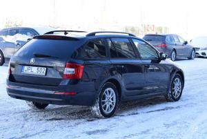 Black Skoda Octavia 2014 in Vilnius, with an engine capacity of 1.60 L and mileage of 308 thousand km for 5500 €, photo 4 on AUTOMOTO.COM.LV