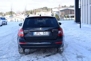 Black Skoda Octavia 2014 in Vilnius, with an engine capacity of 1.60 L and mileage of 308 thousand km for 5500 €, photo 5 on AUTOMOTO.COM.LV