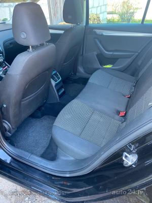 Melns Skoda Octavia 2014 Tallina, ar dzinēja tilpumu 1.60 L un nobraukumu 340 tūkst. km par 4700 €, foto 6 vietnē AUTOMOTO.COM.LV