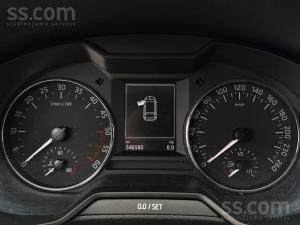Black Skoda Octavia 2014 in Riga, with an engine capacity of 2.00 L and mileage of 347 thousand km for 4990 €, photo 8 on AUTOMOTO.COM.LV