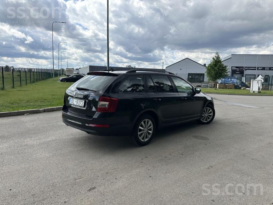 Melns Skoda Octavia 2014 Rīga, ar dzinēja tilpumu 2.00 L un nobraukumu 251 tūkst. km par 6400 €, foto 6 vietnē AUTOMOTO.COM.LV