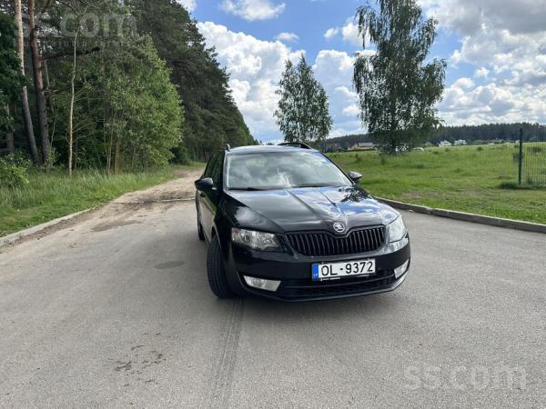 Black Skoda Octavia 2014 in Riga, with an engine capacity of 2.00 L and mileage of 251 thousand km for 6400 €, photo 7 on AUTOMOTO.COM.LV