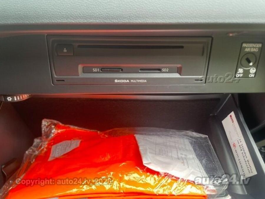 Черный Шкода Октавия 2014 в Таллин, объемом двигателя 2.00 л и пробегом 150 тыс. км за 8999 €, фото 16 на AUTOMOTO.COM.LV