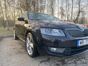 Melns Skoda Octavia 2014 Rīga, ar dzinēja tilpumu 2.00 L un nobraukumu 214 tūkst. km par 7000 €, foto 3 vietnē AUTOMOTO.COM.LV