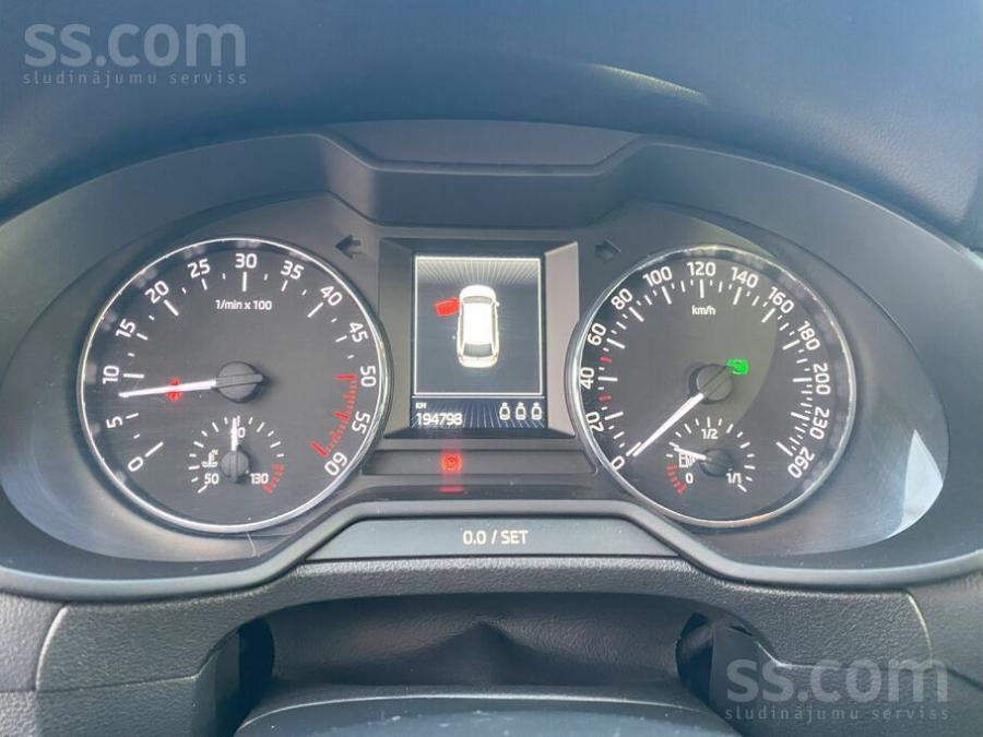 Melns Skoda Octavia 2014 Rīga, ar dzinēja tilpumu 2.00 L un nobraukumu 214 tūkst. km par 7000 €, foto 9 vietnē AUTOMOTO.COM.LV
