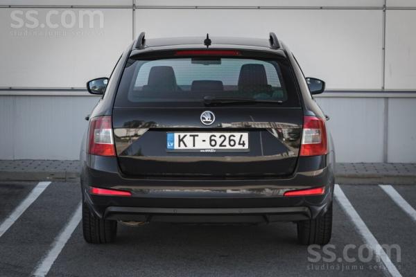 Melns Skoda Octavia 2014 Rīga, ar dzinēja tilpumu 2.00 L un nobraukumu 347 tūkst. km par 7990 €, foto 5 vietnē AUTOMOTO.COM.LV