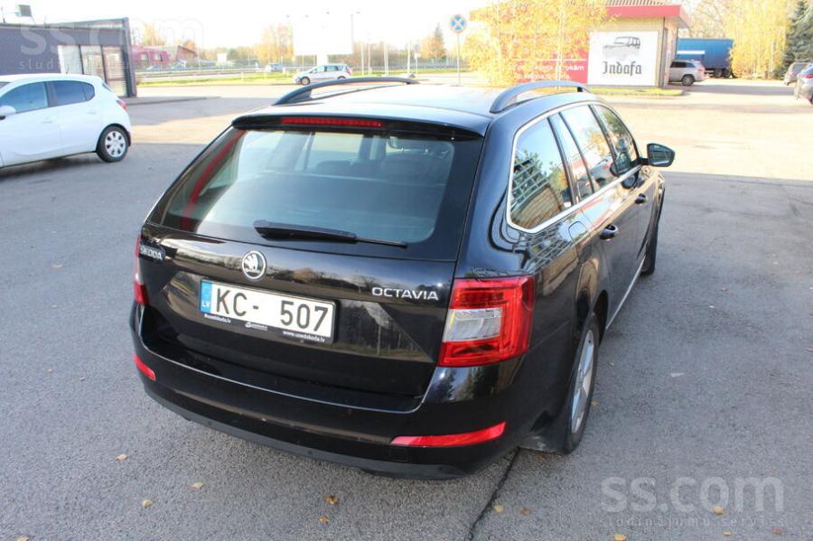 Melns Skoda Octavia 2014 Rīga, ar dzinēja tilpumu 1.60 L un nobraukumu 79 tūkst. km par 9500 €, foto 5 vietnē AUTOMOTO.COM.LV