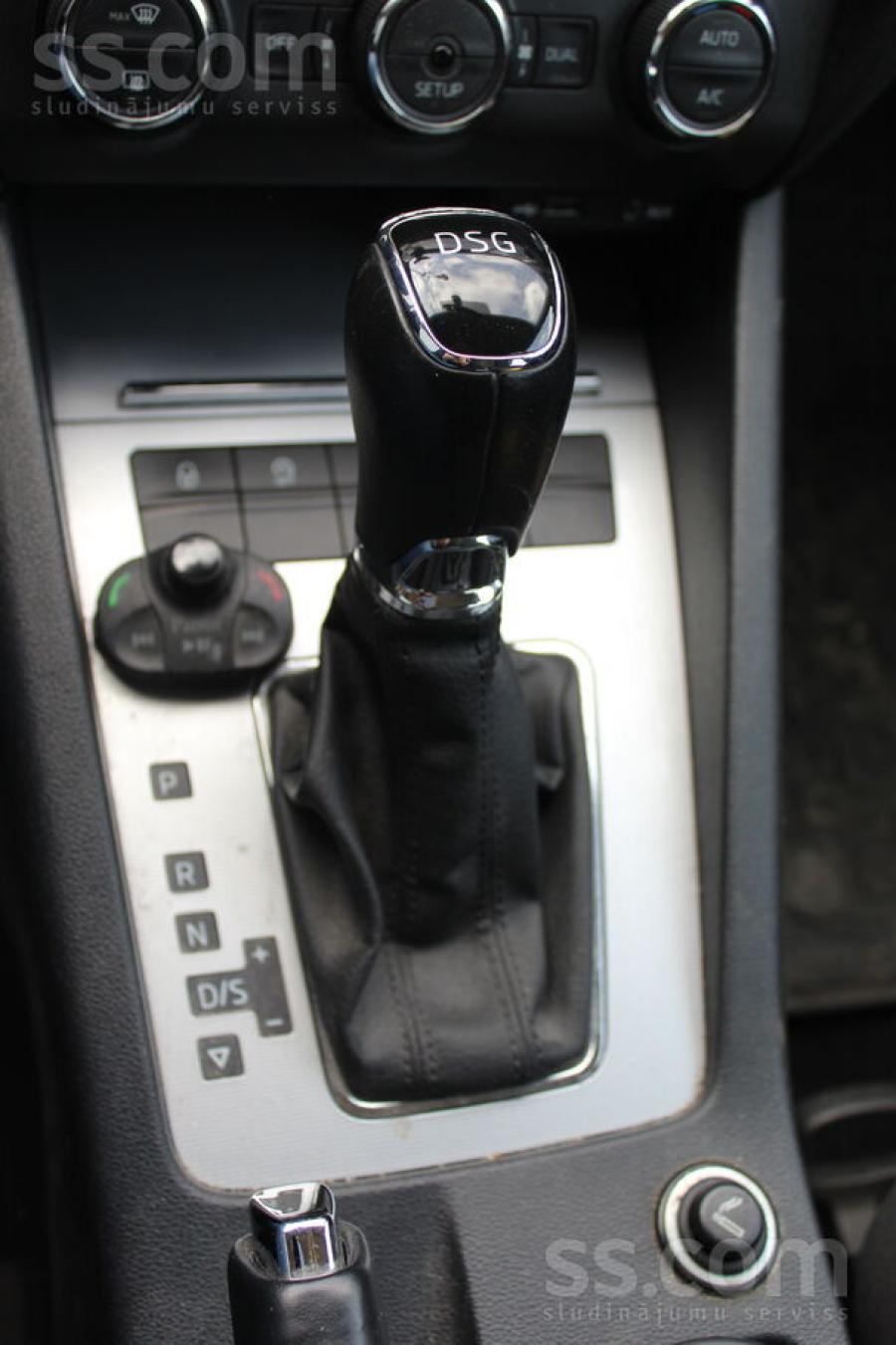 Melns Skoda Octavia 2014 Rīga, ar dzinēja tilpumu 1.60 L un nobraukumu 79 tūkst. km par 9500 €, foto 10 vietnē AUTOMOTO.COM.LV