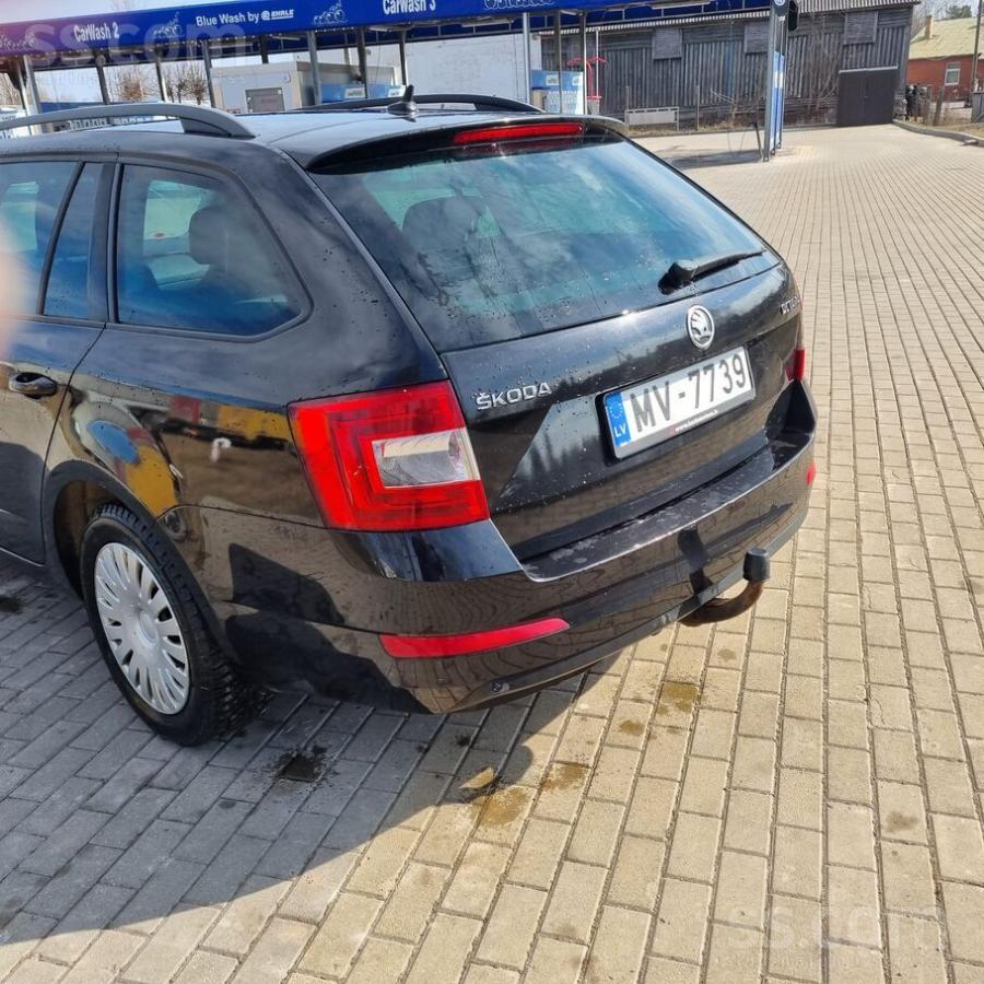 Black Skoda Octavia 2014 in Rezekne, with an engine capacity of 1.60 L and mileage of 289 thousand km for 5900 €, photo 5 on AUTOMOTO.COM.LV