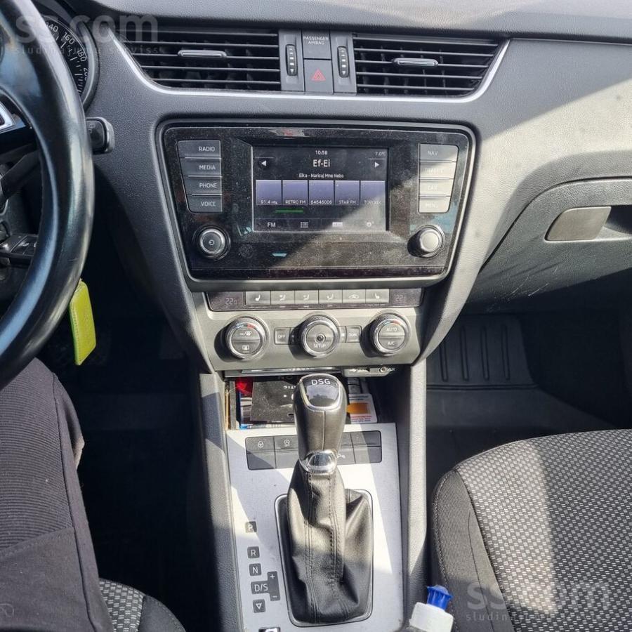 Black Skoda Octavia 2014 in Rezekne, with an engine capacity of 1.60 L and mileage of 289 thousand km for 5900 €, photo 8 on AUTOMOTO.COM.LV