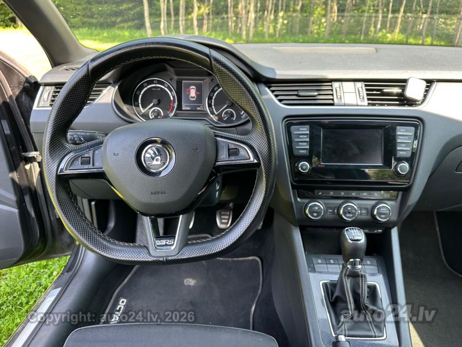 Melns Skoda Octavia 2014 Tallina, ar dzinēja tilpumu 2.00 L un nobraukumu 226 tūkst. km par 9800 €, foto 8 vietnē AUTOMOTO.COM.LV
