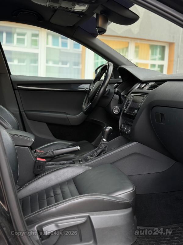 Melns Skoda Octavia 2014 Tallina, ar dzinēja tilpumu 2.00 L un nobraukumu 288 tūkst. km par 9500 €, foto 8 vietnē AUTOMOTO.COM.LV