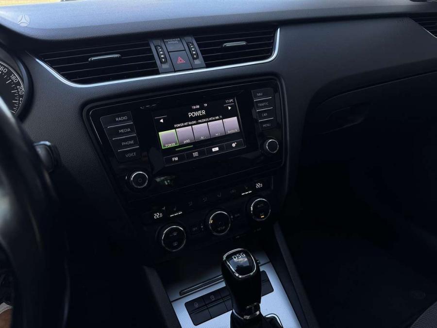 Melns Skoda Octavia 2014 Viļņa, ar dzinēja tilpumu 1.60 L un nobraukumu 350 tūkst. km par 4500 €, foto 11 vietnē AUTOMOTO.COM.LV