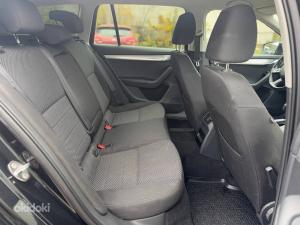 Black Skoda Octavia 2014 in Narva, with an engine capacity of 1.40 L and mileage of 329 thousand km for 3100 €, photo 9 on AUTOMOTO.COM.LV