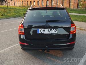Melns Skoda Octavia 2014 Daugavpils, ar dzinēja tilpumu 2.00 L un nobraukumu 290 tūkst. km par 6900 €, foto 7 vietnē AUTOMOTO.COM.LV