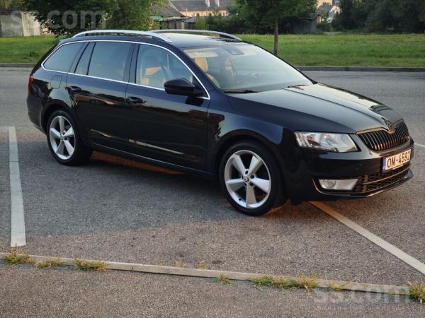 Melns Skoda Octavia 2014 Daugavpils, ar dzinēja tilpumu 2.00 L un nobraukumu 290 tūkst. km par 6900 €, foto 10 vietnē AUTOMOTO.COM.LV