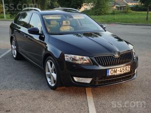Melns Skoda Octavia 2014 Daugavpils, ar dzinēja tilpumu 2.00 L un nobraukumu 290 tūkst. km par 6900 €, foto 12 vietnē AUTOMOTO.COM.LV