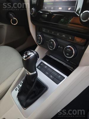 Melns Skoda Octavia 2014 Daugavpils, ar dzinēja tilpumu 2.00 L un nobraukumu 290 tūkst. km par 6900 €, foto 20 vietnē AUTOMOTO.COM.LV