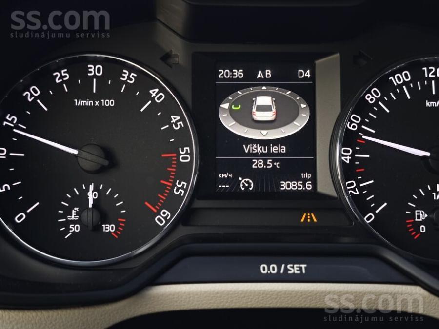 Melns Skoda Octavia 2014 Daugavpils, ar dzinēja tilpumu 2.00 L un nobraukumu 290 tūkst. km par 6900 €, foto 28 vietnē AUTOMOTO.COM.LV