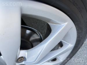 Melns Skoda Octavia 2014 Rīga, ar dzinēja tilpumu 1.60 L un nobraukumu 294 tūkst. km par 6650 €, foto 23 vietnē AUTOMOTO.COM.LV