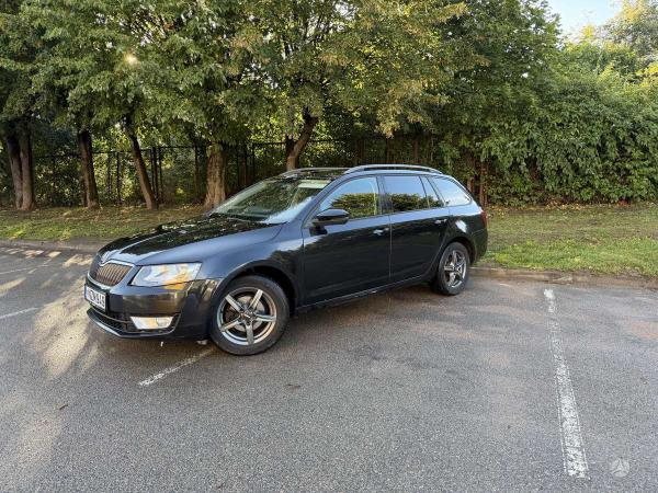 Melns Skoda Octavia 2014 Kauņa, ar dzinēja tilpumu 1.60 L un nobraukumu 207 tūkst. km par 4450 €, foto 3 vietnē AUTOMOTO.COM.LV