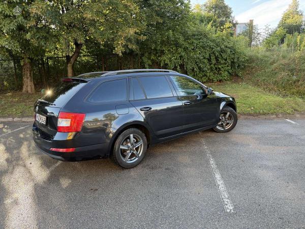 Melns Skoda Octavia 2014 Kauņa, ar dzinēja tilpumu 1.60 L un nobraukumu 207 tūkst. km par 4450 €, foto 9 vietnē AUTOMOTO.COM.LV