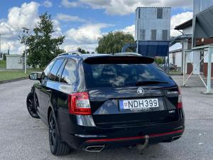 Black Skoda Octavia 2014 in Ukmerge, with an engine capacity of 1.97 L and mileage of 311 thousand km for 7000 €, photo 8 on AUTOMOTO.COM.LV