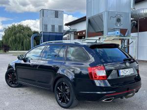 Black Skoda Octavia 2014 in Ukmerge, with an engine capacity of 1.97 L and mileage of 311 thousand km for 7000 €, photo 9 on AUTOMOTO.COM.LV