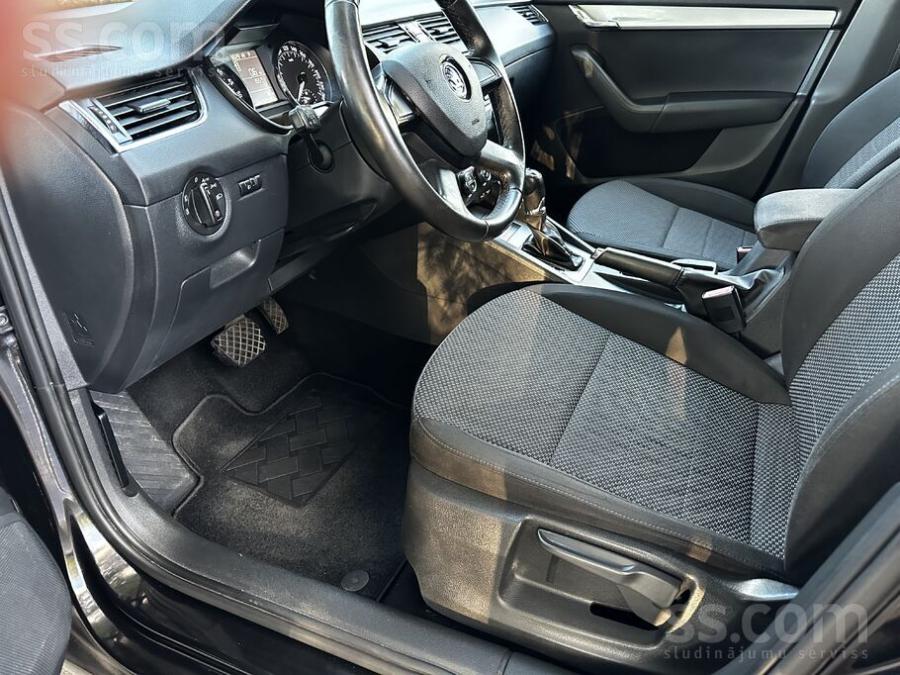 Melns Skoda Octavia 2014 Jūrmala, ar dzinēja tilpumu 1.60 L un nobraukumu 310 tūkst. km par 5890 €, foto 17 vietnē AUTOMOTO.COM.LV