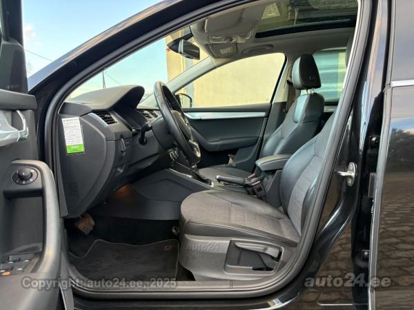 Black Skoda Octavia 2015 in Paide, with an engine capacity of 1.60 L and mileage of 258 thousand km for 8490 €, photo 11 on AUTOMOTO.COM.LV