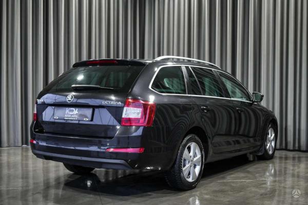 Black Skoda Octavia 2015 in Marijampole, with an engine capacity of 1.60 L and mileage of 259 thousand km for 6550 €, photo 11 on AUTOMOTO.COM.LV