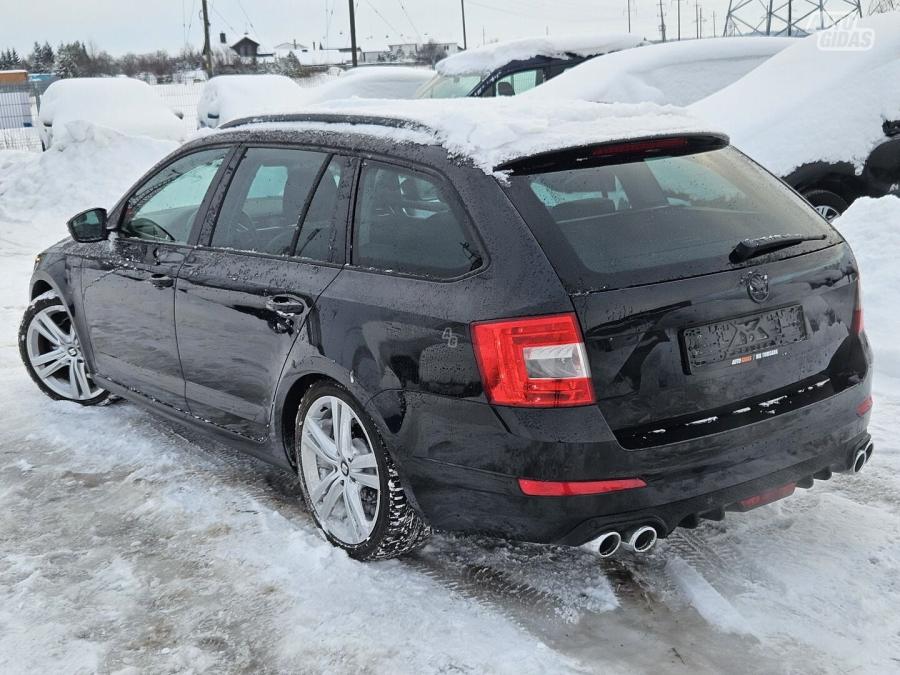 Black Skoda Octavia 2015 in Kluonaliai, with an engine capacity of 1.60 L and mileage of 289 thousand km for 7499 €, photo 10 on AUTOMOTO.COM.LV