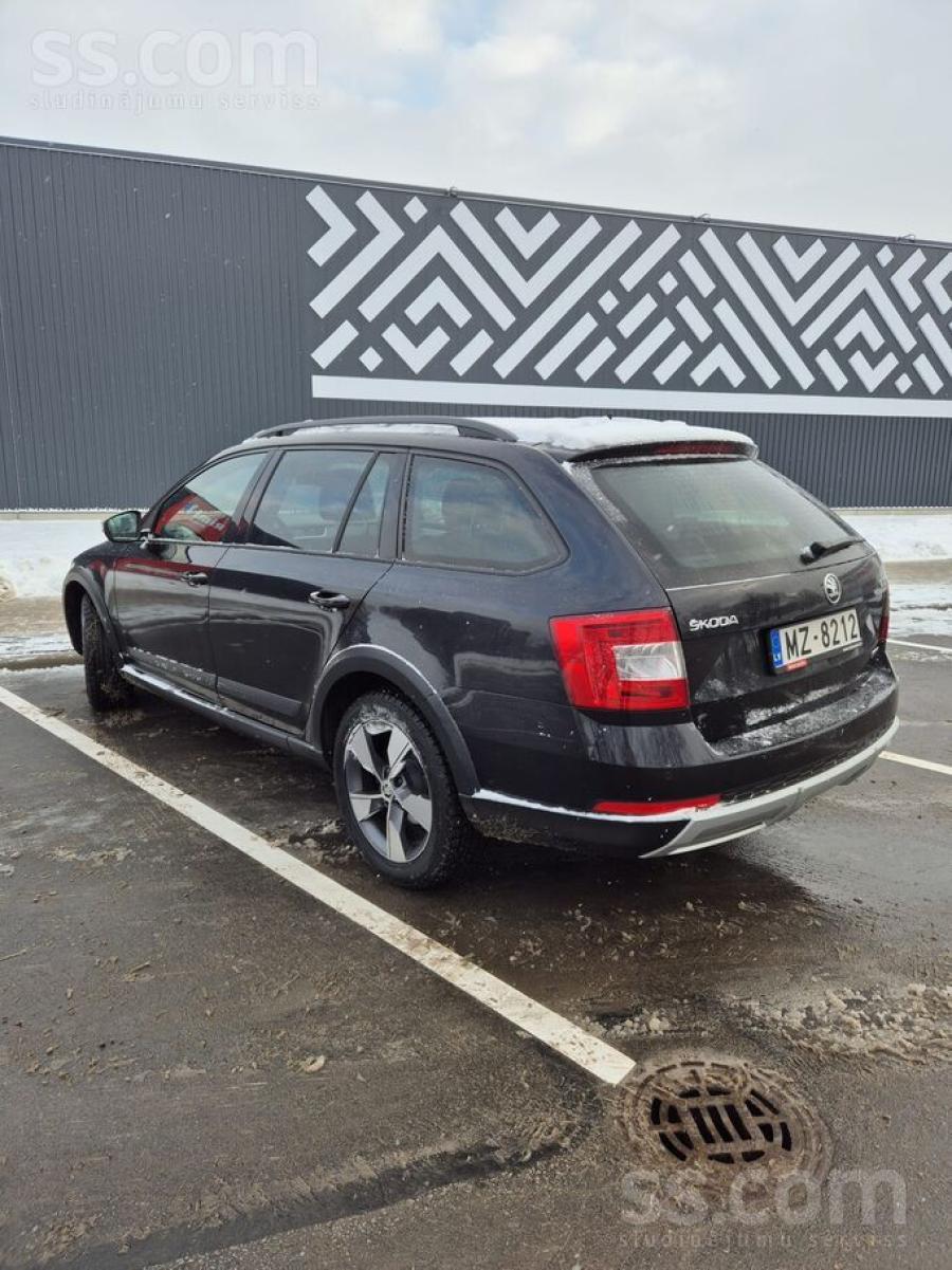 Melns Skoda Octavia 2015 Rīga, ar dzinēja tilpumu 2.00 L un nobraukumu 265 tūkst. km par 9400 €, foto 5 vietnē AUTOMOTO.COM.LV
