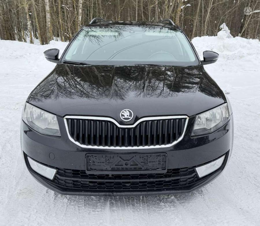 Melns Skoda Octavia 2015 Viļņa, ar dzinēja tilpumu 1.97 L un nobraukumu 318 tūkst. km par 5750 €, foto 2 vietnē AUTOMOTO.COM.LV